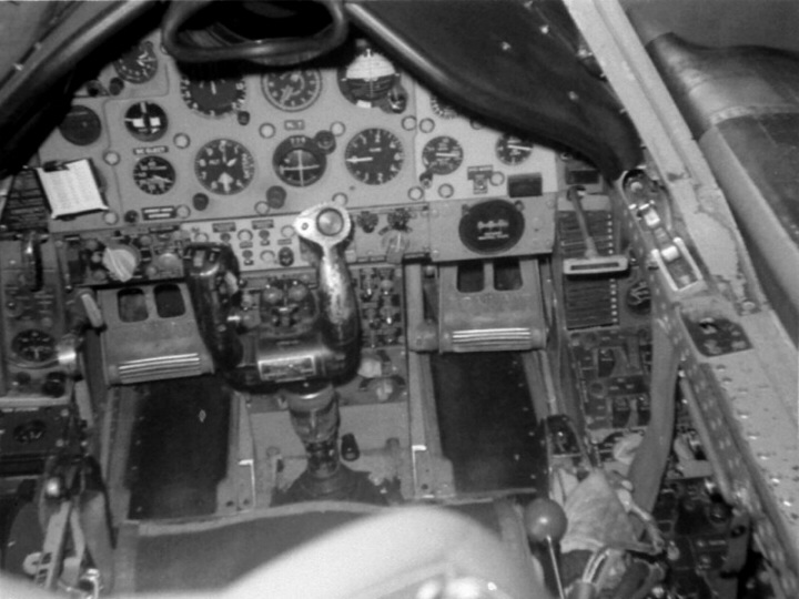 Check Six: F-102 Delta Dagger Cockpit | Retiree News