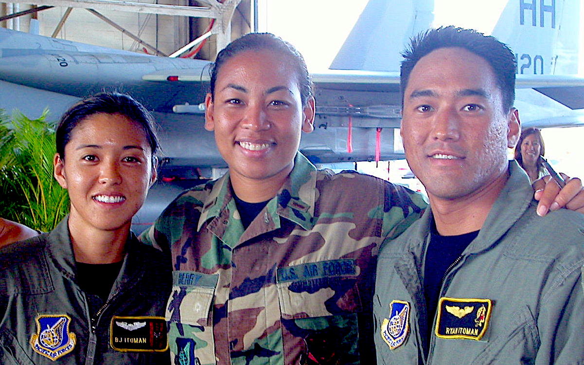 Check Six – 2004: Future Leaders | Retiree News